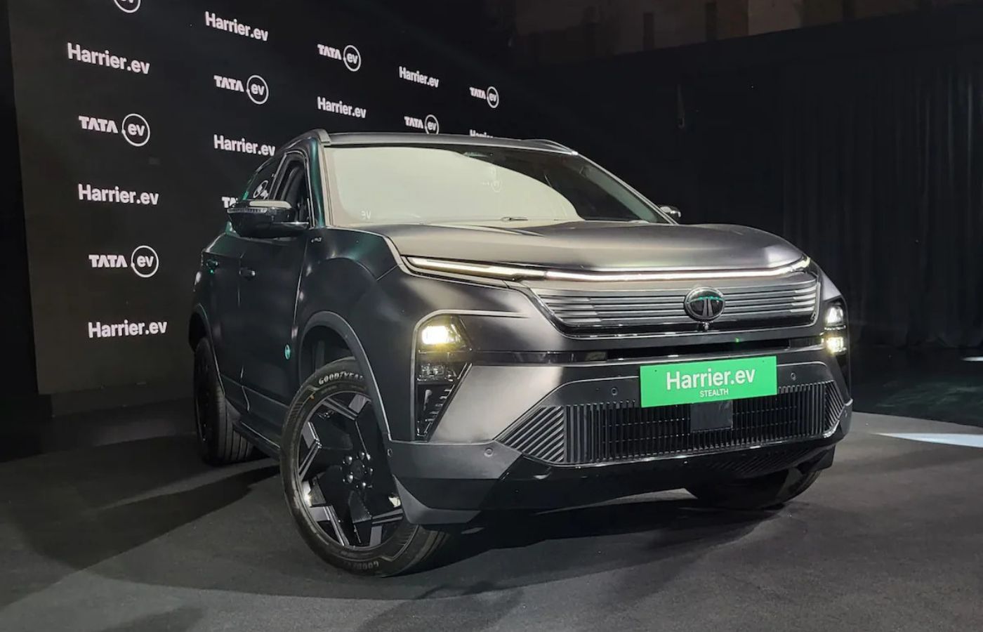 Tata Harrier EV Packs More Features Than Mahindra BE 6