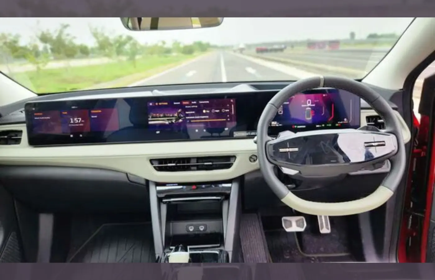 Mahindra XUV700 Facelift similar to XEV 9S Design | Know more