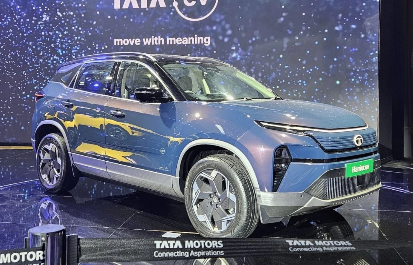Tata Harrier EV RWD Priced from Rs 21.49L to Rs 27.49L