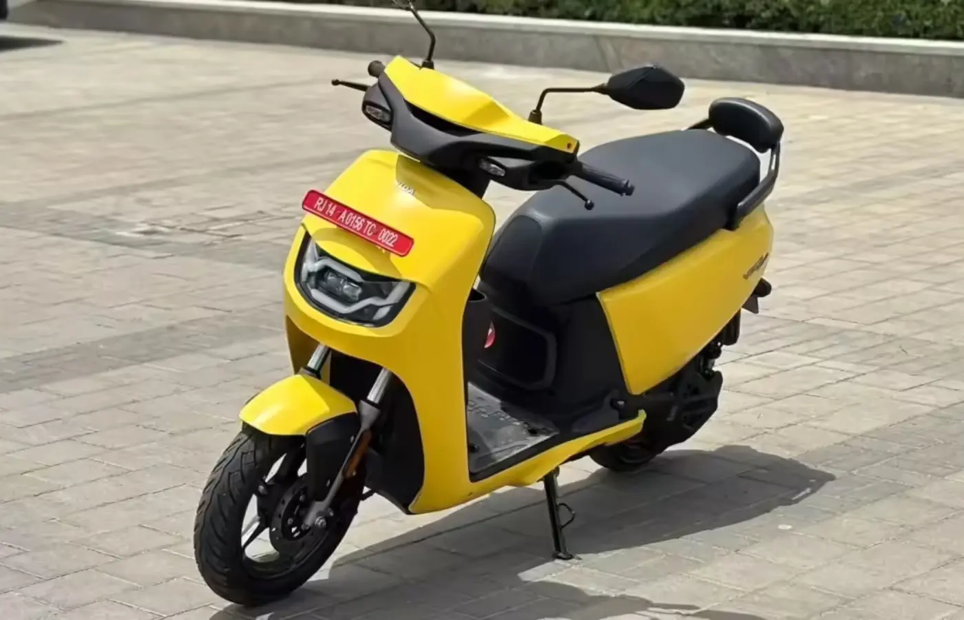 Hero Vida VX2 Go Launched at Rs 1.02 Lakh | 3.4kWh variant